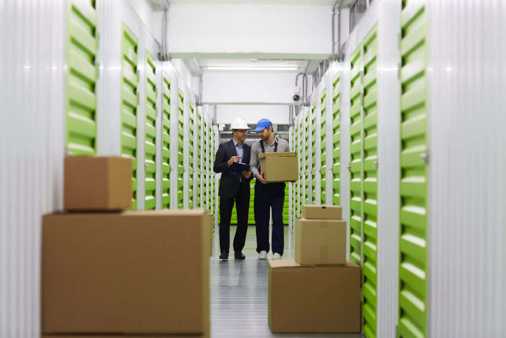 How to Maximize Space Inside Your Storage Unit - UK Uncut